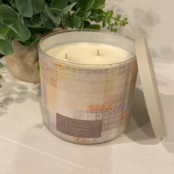 Bath & Body Works | Accents | Bath Body Works Cozy Linen Nectarine ...